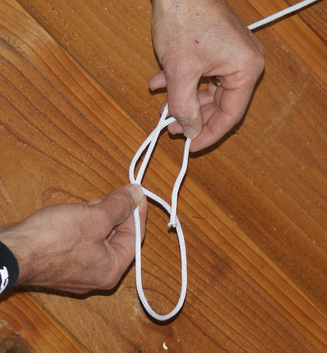 How to Tie Nautical Knots - Overton's