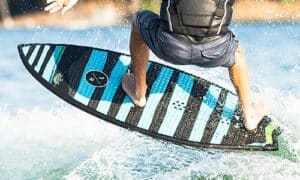 Best Wakesurfing Guide for Beginners - Overton's